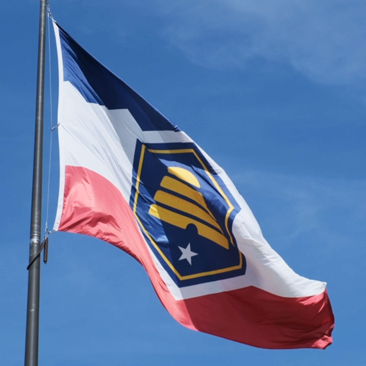 Utah Flag aka The Beehive Flag (Made in USA) – USA Flag Co.